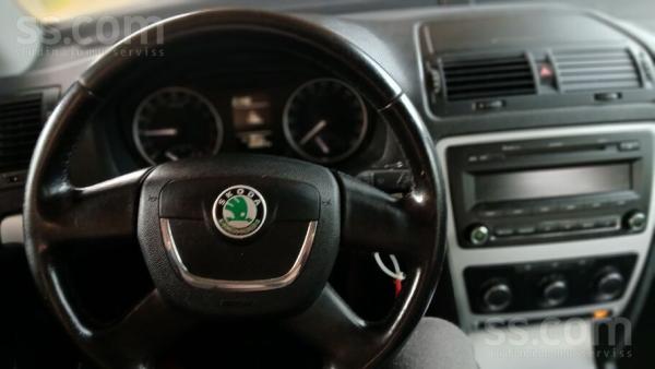 Skoda Octavia 2010 in Riga, with an engine capacity of 1.90 L and mileage of 203 thousand km for 4200 €, photo 9 on AUTOMOTO.COM.LV