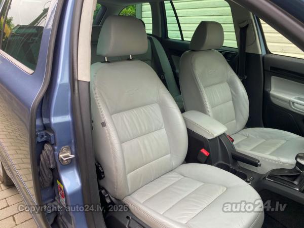 Skoda Octavia 2010 Tallina, ar dzinēja tilpumu 2.00 L un nobraukumu 295 tūkst. km par 4790 €, foto 10 vietnē AUTOMOTO.COM.LV