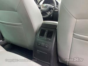 Skoda Octavia 2010 in Tallinn, with an engine capacity of 2.00 L and mileage of 295 thousand km for 4790 €, photo 14 on AUTOMOTO.COM.LV