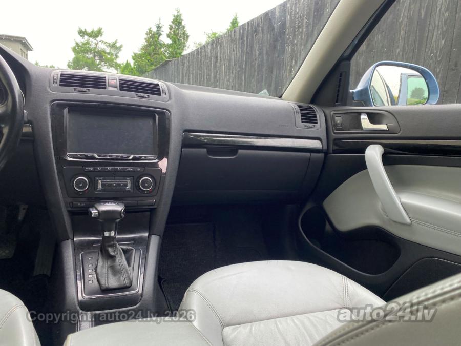 Skoda Octavia 2010 in Tallinn, with an engine capacity of 2.00 L and mileage of 295 thousand km for 4790 €, photo 16 on AUTOMOTO.COM.LV