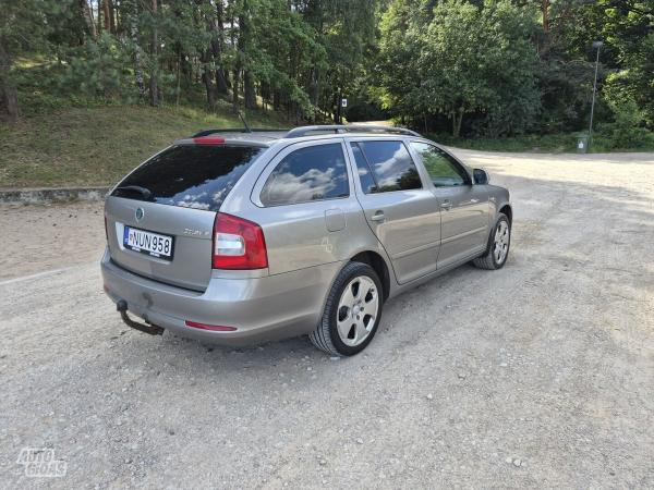 Шкода Октавия 2010 в Каунас, объемом двигателя 1.60 л и пробегом 392 тыс. км за 3100 €, фото 4 на AUTOMOTO.COM.LV