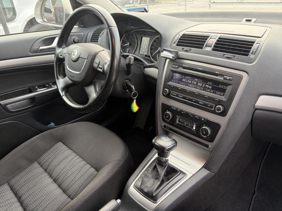 Skoda Octavia 2010 Keila, ar dzinēja tilpumu 1.40 L un nobraukumu 157 tūkst. km par 4800 €, foto 7 vietnē AUTOMOTO.COM.LV