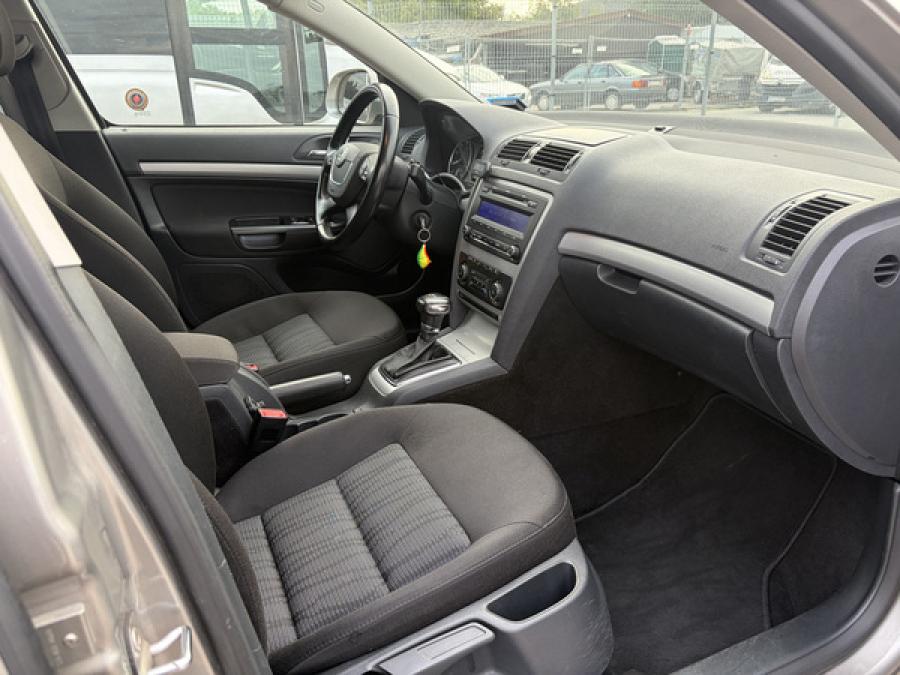 Skoda Octavia 2010 Keila, ar dzinēja tilpumu 1.40 L un nobraukumu 157 tūkst. km par 4800 €, foto 12 vietnē AUTOMOTO.COM.LV