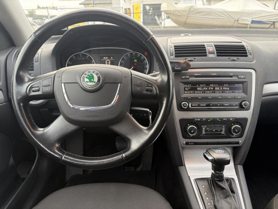 Skoda Octavia 2010 in Keila, with an engine capacity of 1.40 L and mileage of 157 thousand km for 4800 €, photo 13 on AUTOMOTO.COM.LV