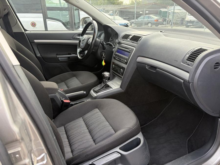 Skoda Octavia 2010 in Keila, with an engine capacity of 1.40 L and mileage of 157 thousand km for 4800 €, photo 24 on AUTOMOTO.COM.LV