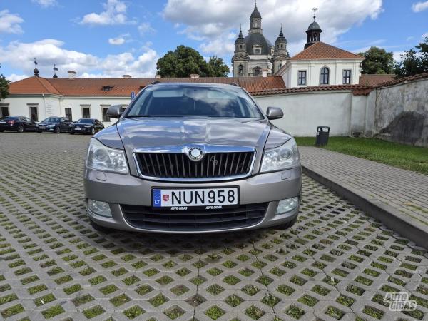 Шкода Октавия 2010 в Каунас, объемом двигателя 1.60 л и пробегом 392 тыс. км за 2500 €, фото 3 на AUTOMOTO.COM.LV