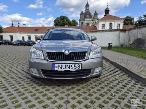 Skoda Octavia 2010 Kauņa, ar dzinēja tilpumu 1.60 L un nobraukumu 392 tūkst. km par 2500 €, foto 3 vietnē AUTOMOTO.COM.LV