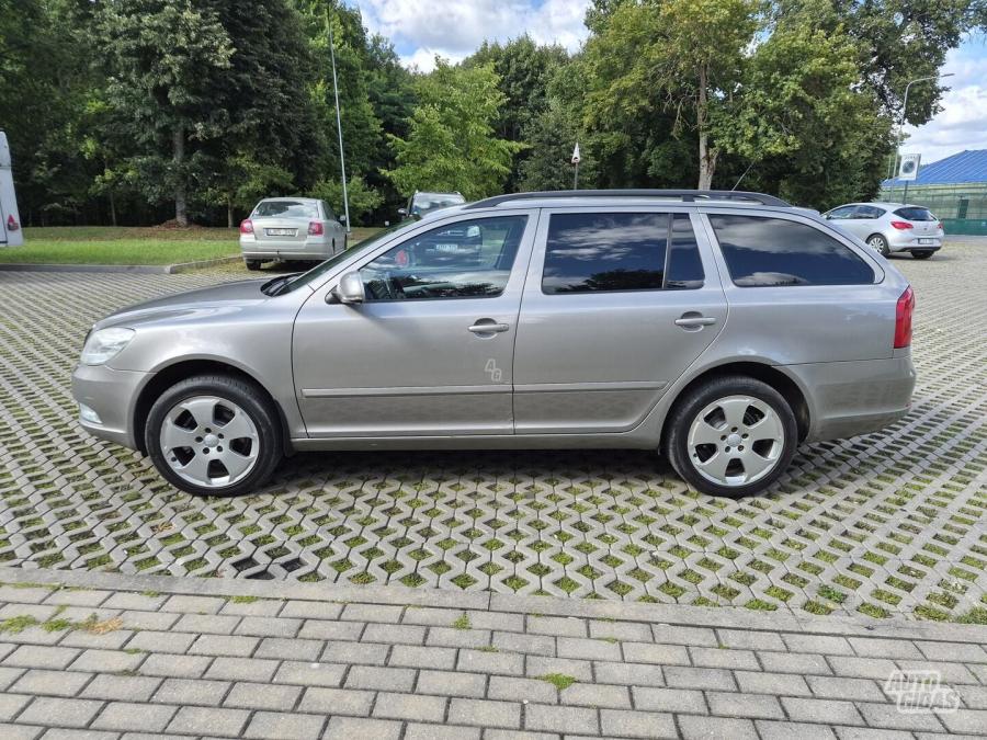 Skoda Octavia 2010 Kauņa, ar dzinēja tilpumu 1.60 L un nobraukumu 392 tūkst. km par 2500 €, foto 8 vietnē AUTOMOTO.COM.LV