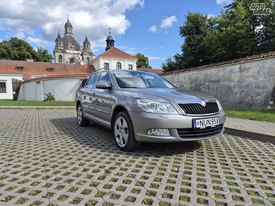Skoda Octavia 2010 Kauņa, ar dzinēja tilpumu 1.60 L un nobraukumu 392 tūkst. km par 2500 €, foto 9 vietnē AUTOMOTO.COM.LV