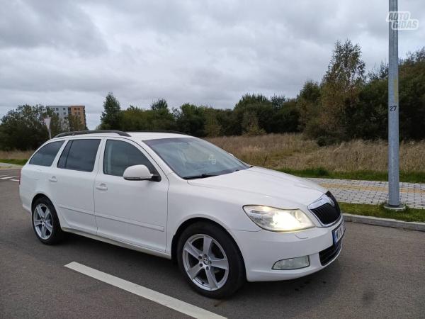 Skoda Octavia 2010 Klaipėda vietnē Skoda Octavia 2010 Klaipėda, ar dzinēja tilpumu 1.60 L un nobraukumu 351 tūkst. km par 3000 €, foto 5 vietnē AUTOMOTO.COM.LV
