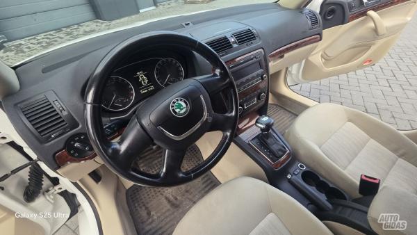 Skoda Octavia 2010 Klaipėda vietnē Skoda Octavia 2010 Klaipėda, ar dzinēja tilpumu 1.60 L un nobraukumu 351 tūkst. km par 3000 €, foto 11 vietnē AUTOMOTO.COM.LV