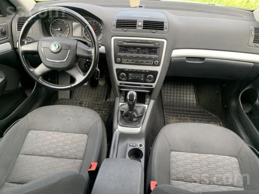 Skoda Octavia 2011 Ogre, ar dzinēja tilpumu 1.60 L un nobraukumu 293 tūkst. km par 2700 €, foto 10 vietnē AUTOMOTO.COM.LV