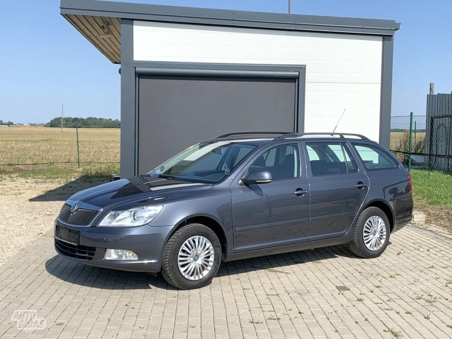 Skoda Octavia 2011 in Kaunas, with an engine capacity of 2.00 L and mileage of 264 thousand km for 4250 €, photo 3 on AUTOMOTO.COM.LV