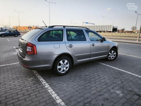 Skoda Octavia 2011 Viļņa, ar dzinēja tilpumu 1.40 L un nobraukumu 242 tūkst. km par 3700 €, foto 4 vietnē AUTOMOTO.COM.LV