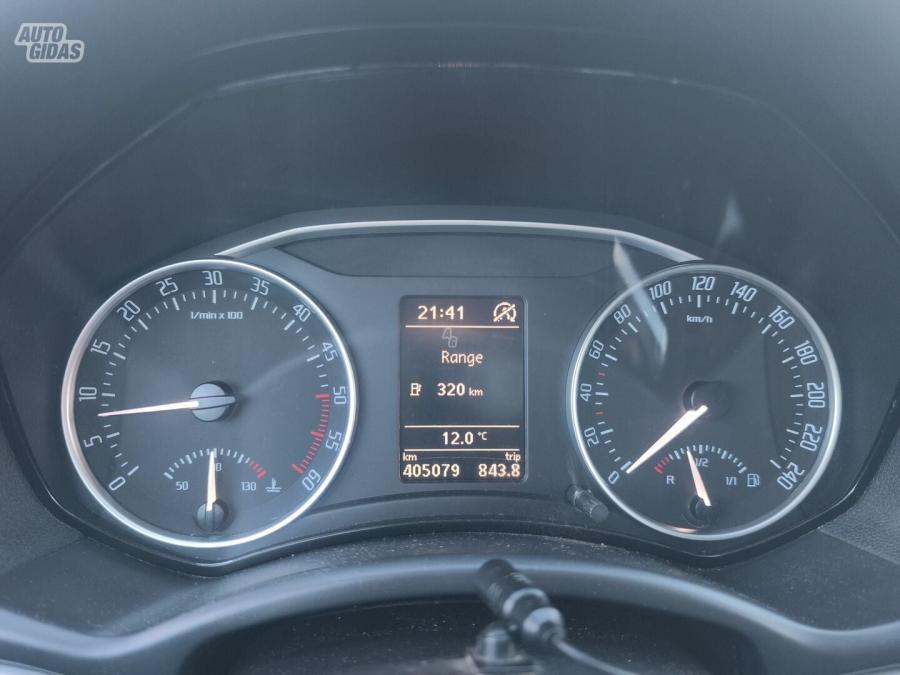 Шкода Октавия 2011 в Вильнюс, объемом двигателя 1.60 л и пробегом 405 тыс. км за 2000 €, фото 12 на AUTOMOTO.COM.LV