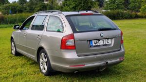 Skoda Octavia 2011 in Johvi, with an engine capacity of 1.60 L and mileage of 176 thousand km for 3500 €, photo 4 on AUTOMOTO.COM.LV