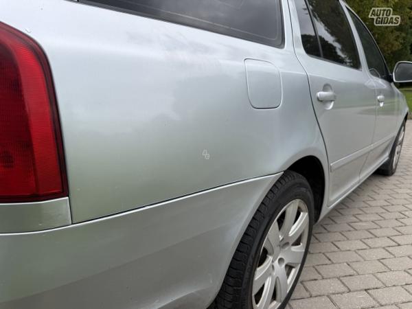 Skoda Octavia 2011 Viļņa vietnē Skoda Octavia 2011 Viļņa, ar dzinēja tilpumu 2.00 L un nobraukumu 286 tūkst. km par 2850 €, foto 10 vietnē AUTOMOTO.COM.LV