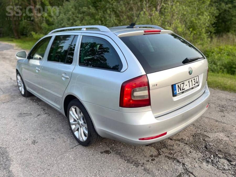 Skoda Octavia 2012 Rīga, ar dzinēja tilpumu 2.00 L un nobraukumu 345 tūkst. km par 5800 €, foto 8 vietnē AUTOMOTO.COM.LV