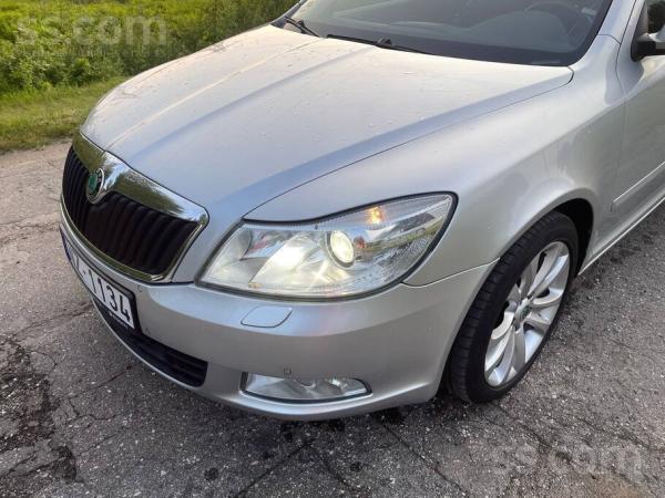 Skoda Octavia 2012 Rīga, ar dzinēja tilpumu 2.00 L un nobraukumu 345 tūkst. km par 5800 €, foto 10 vietnē AUTOMOTO.COM.LV