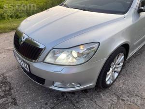 Skoda Octavia 2012 Rīga, ar dzinēja tilpumu 2.00 L un nobraukumu 345 tūkst. km par 5800 €, foto 10 vietnē AUTOMOTO.COM.LV