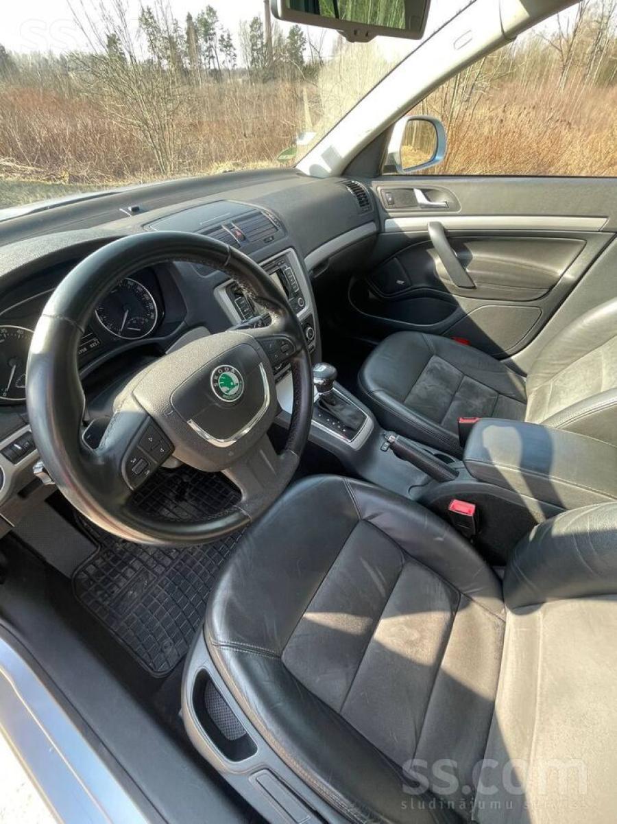 Skoda Octavia 2012 Rīga, ar dzinēja tilpumu 2.00 L un nobraukumu 345 tūkst. km par 5800 €, foto 12 vietnē AUTOMOTO.COM.LV