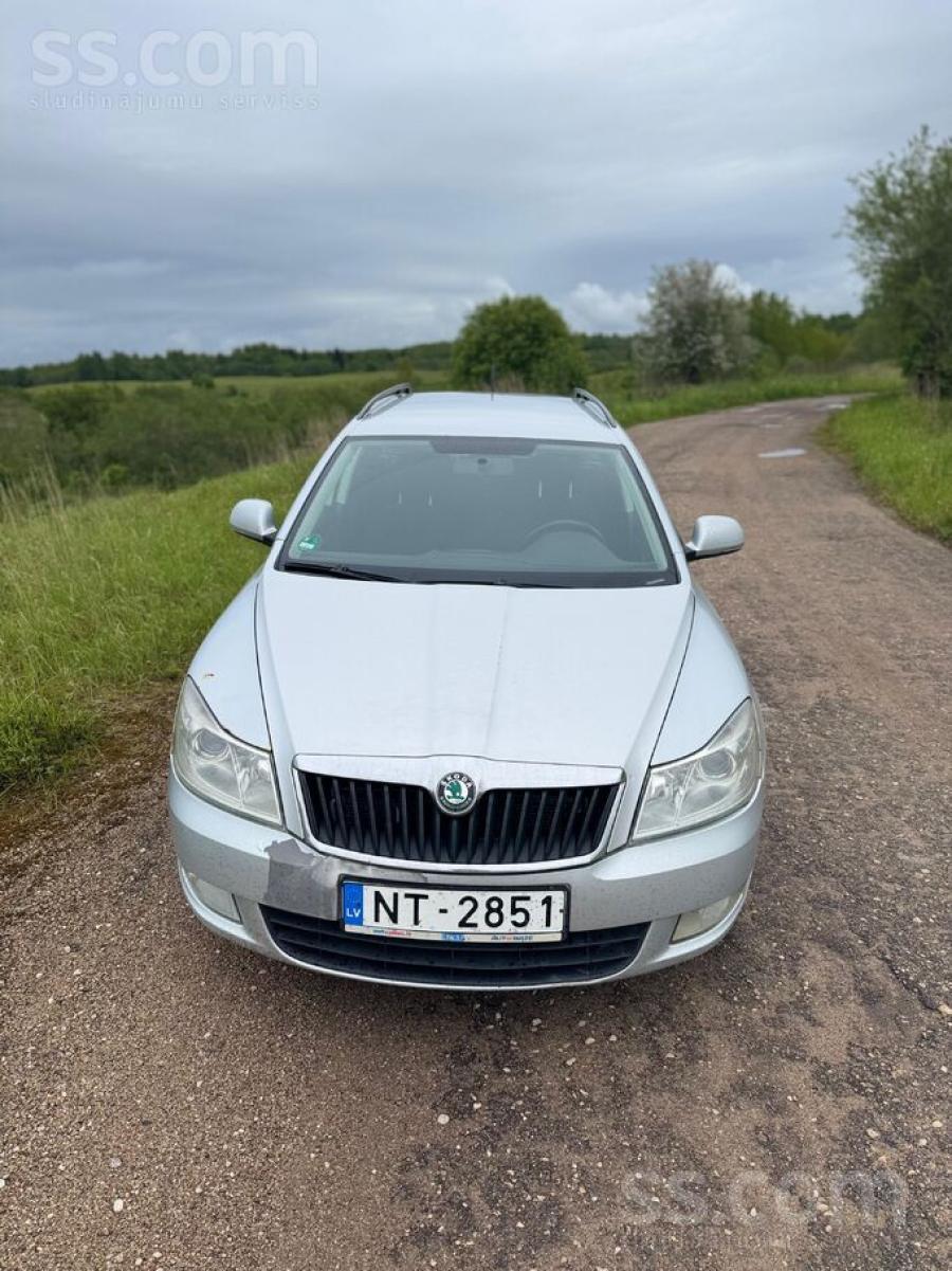 Skoda Octavia 2012 in Rezekne, with an engine capacity of 1.60 L and mileage of 372 thousand km for 1800 €, photo 5 on AUTOMOTO.COM.LV