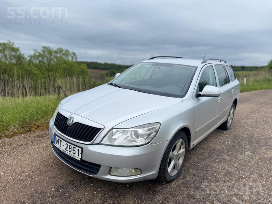 Skoda Octavia 2012 in Rezekne, with an engine capacity of 1.60 L and mileage of 372 thousand km for 1800 €, photo 6 on AUTOMOTO.COM.LV