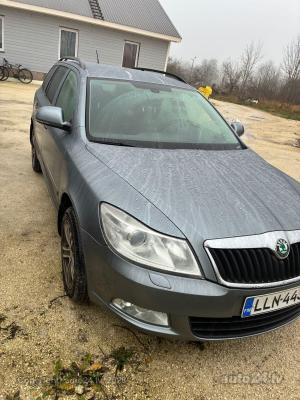 Skoda Octavia 2012 in Paide, with an engine capacity of 2.00 L and mileage of 403 thousand km for 4999 €, photo 3 on AUTOMOTO.COM.LV