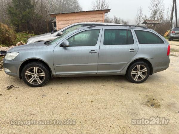 Skoda Octavia 2012 Paide, ar dzinēja tilpumu 2.00 L un nobraukumu 403 tūkst. km par 4999 €, foto 5 vietnē AUTOMOTO.COM.LV