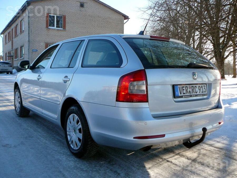 Skoda Octavia 2012 in Cesis, with an engine capacity of 2.00 L and mileage of 0 thousand km for 5200 €, photo 4 on AUTOMOTO.COM.LV