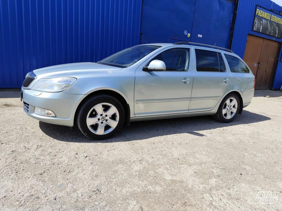 Skoda Octavia 2012 in Silute, with an engine capacity of 1.60 L and mileage of 286 thousand km for 2999 €, photo 1 on AUTOMOTO.COM.LV