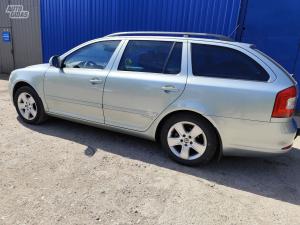 Skoda Octavia 2012 in Silute, with an engine capacity of 1.60 L and mileage of 286 thousand km for 2999 €, photo 3 on AUTOMOTO.COM.LV
