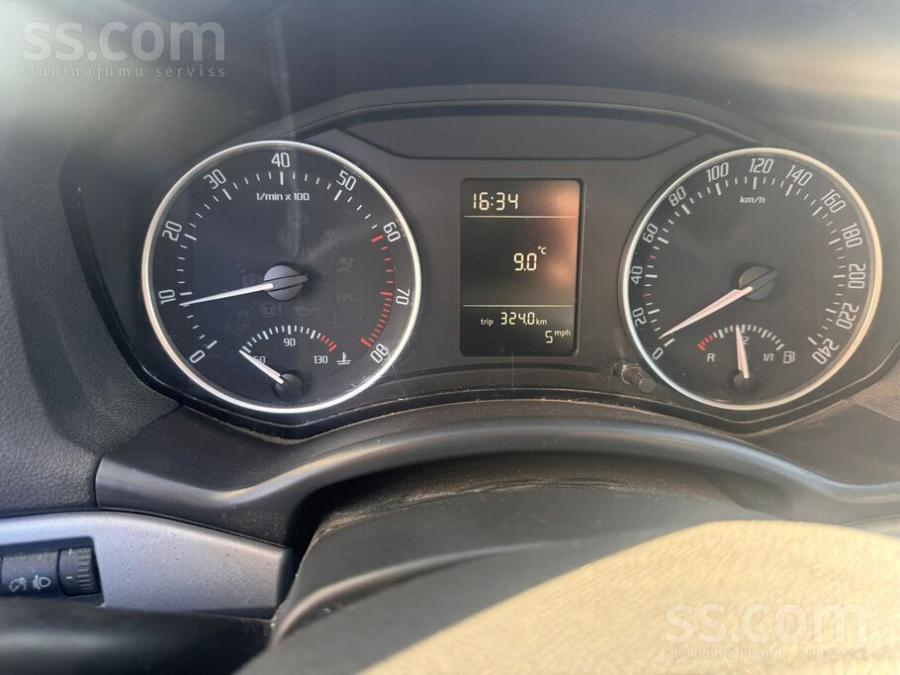 Шкода Октавия 2012 в Рига, объемом двигателя 1.60 л и пробегом 425 тыс. км за 1790 €, фото 3 на AUTOMOTO.COM.LV