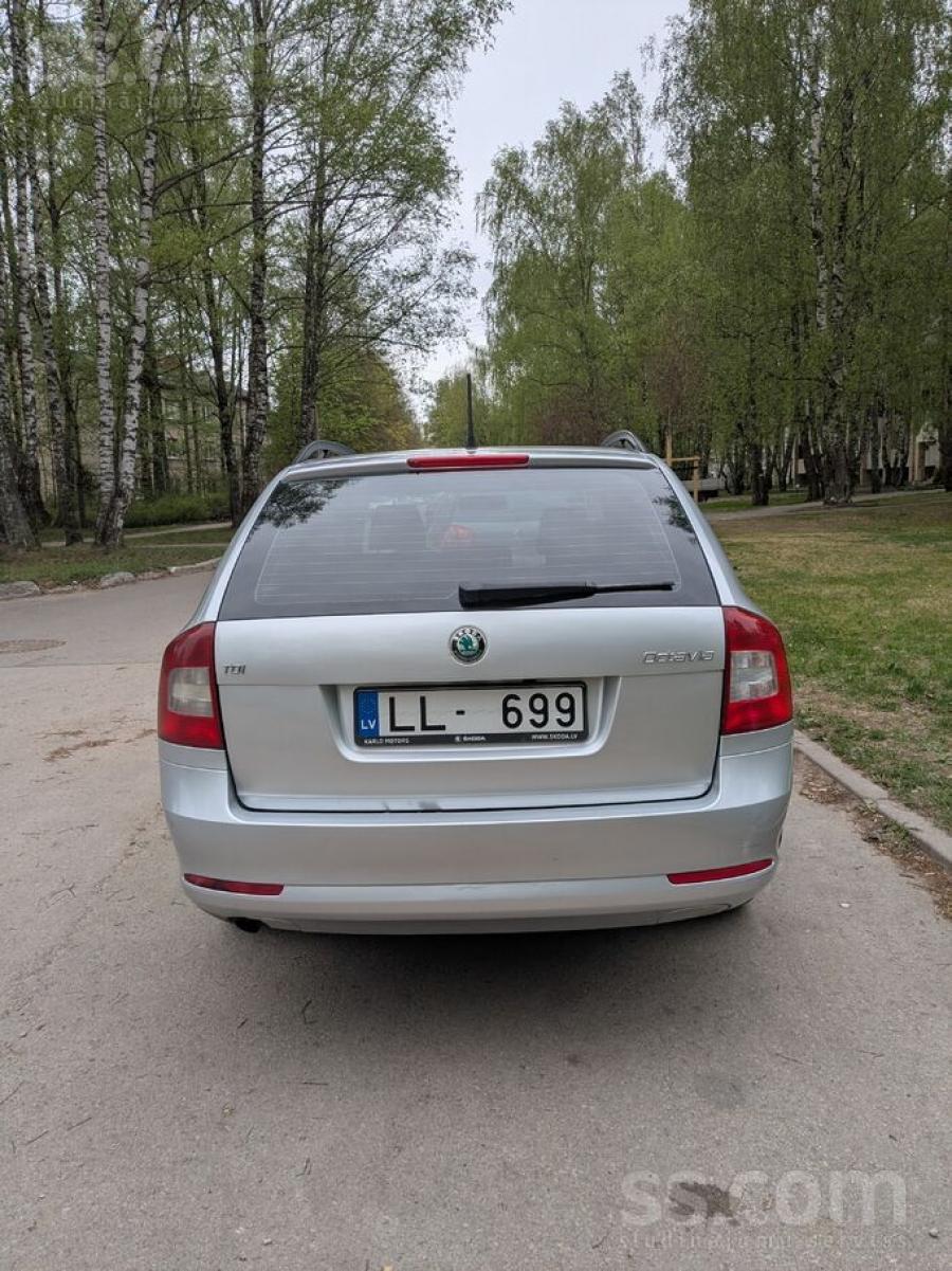 Skoda Octavia 2012 Rīga, ar dzinēja tilpumu 1.60 L un nobraukumu 345 tūkst. km par 3750 €, foto 4 vietnē AUTOMOTO.COM.LV