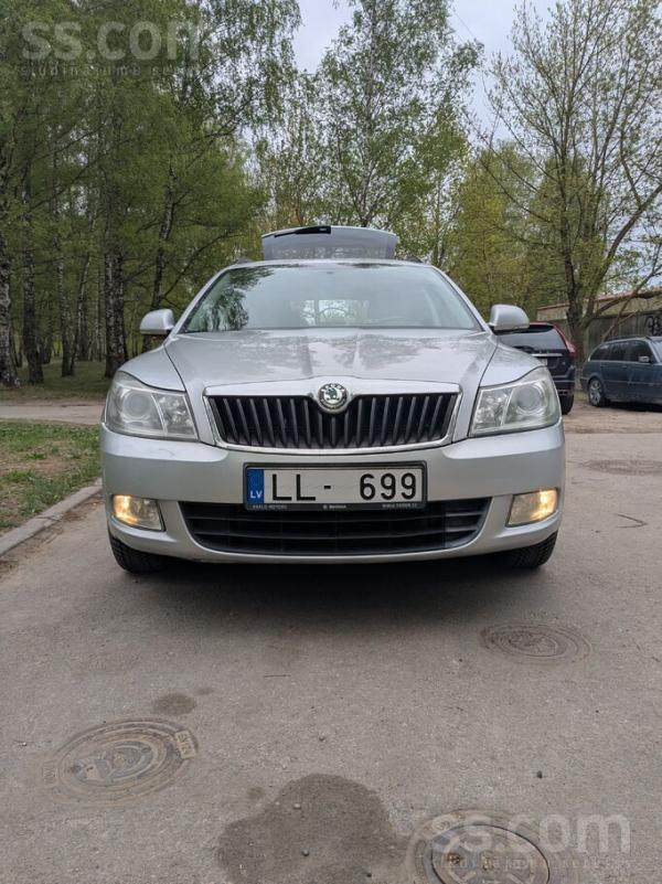 Шкода Октавия 2012 в Рига, объемом двигателя 1.60 л и пробегом 345 тыс. км за 3750 €, фото 5 на AUTOMOTO.COM.LV