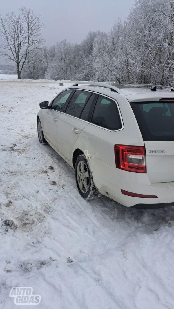 Skoda Octavia 2013 in Kaunas, with an engine capacity of 1.60 L and mileage of 382 thousand km for 3500 €, photo 4 on AUTOMOTO.COM.LV