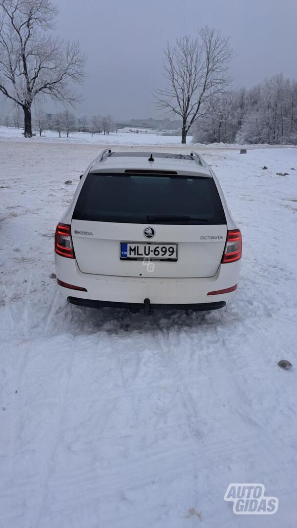 Skoda Octavia 2013 in Kaunas, with an engine capacity of 1.60 L and mileage of 382 thousand km for 3500 €, photo 6 on AUTOMOTO.COM.LV