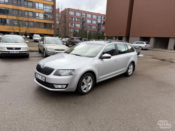 Skoda Octavia 2013 in Vilnius, with an engine capacity of 2.00 L and mileage of 460 thousand km for 2700 €, photo 1 on AUTOMOTO.COM.LV