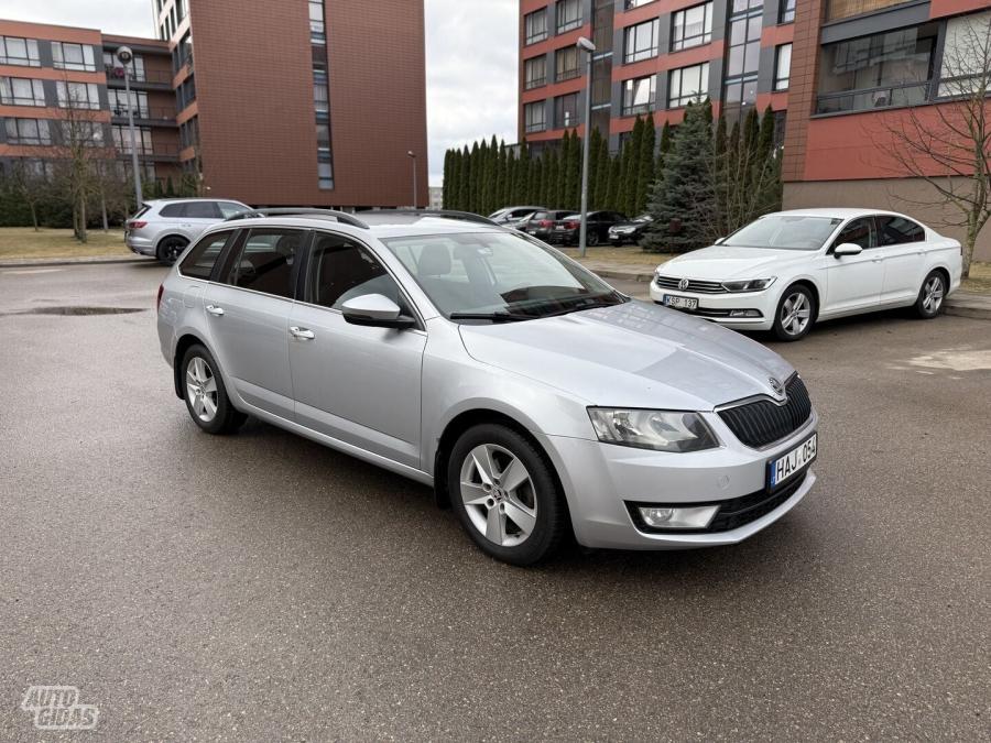 Skoda Octavia 2013 in Vilnius, with an engine capacity of 2.00 L and mileage of 460 thousand km for 2700 €, photo 2 on AUTOMOTO.COM.LV