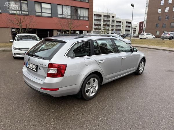 Skoda Octavia 2013 in Vilnius, with an engine capacity of 2.00 L and mileage of 460 thousand km for 2700 €, photo 3 on AUTOMOTO.COM.LV