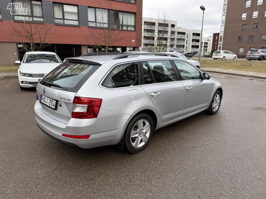 Skoda Octavia 2013 in Vilnius, with an engine capacity of 2.00 L and mileage of 460 thousand km for 2700 €, photo 3 on AUTOMOTO.COM.LV