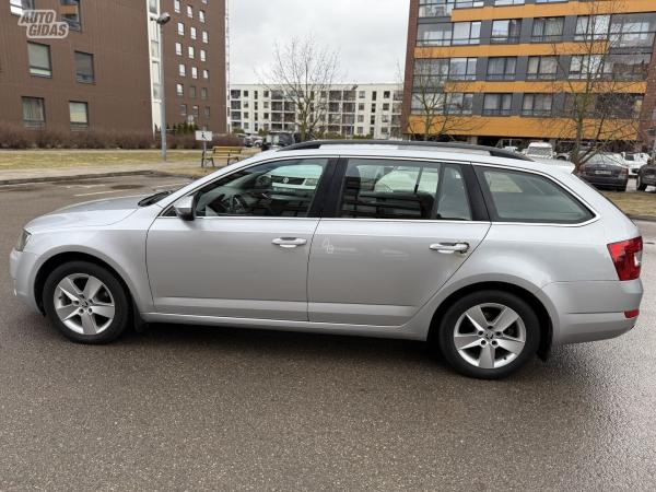 Skoda Octavia 2013 in Vilnius, with an engine capacity of 2.00 L and mileage of 460 thousand km for 2700 €, photo 5 on AUTOMOTO.COM.LV
