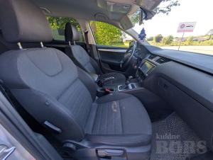 Skoda Octavia 2013 in Tallinn, with an engine capacity of 0.00 L and mileage of 384 thousand km for 3300 €, photo 7 on AUTOMOTO.COM.LV