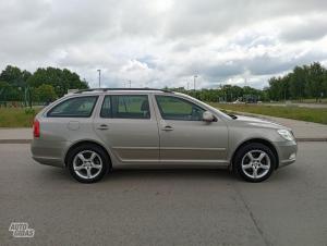 Skoda Octavia 2013 in Vilnius, with an engine capacity of 1.60 L and mileage of 276 thousand km for 3900 €, photo 9 on AUTOMOTO.COM.LV