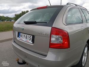 Skoda Octavia 2013 in Vilnius, with an engine capacity of 1.60 L and mileage of 276 thousand km for 3900 €, photo 13 on AUTOMOTO.COM.LV
