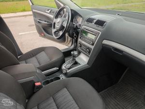 Skoda Octavia 2013 in Vilnius, with an engine capacity of 1.60 L and mileage of 276 thousand km for 3900 €, photo 20 on AUTOMOTO.COM.LV