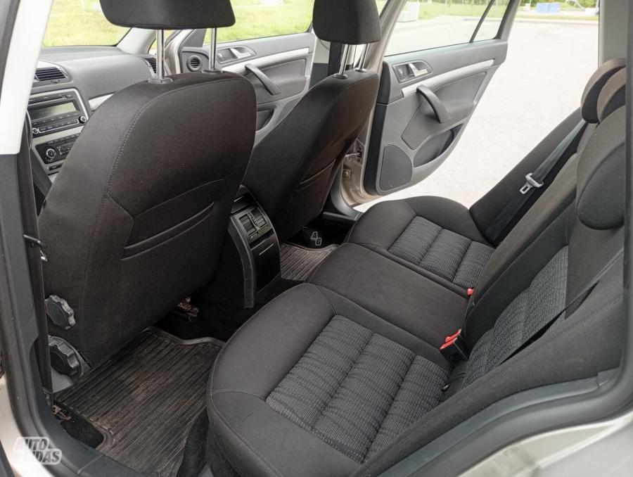 Skoda Octavia 2013 in Vilnius, with an engine capacity of 1.60 L and mileage of 276 thousand km for 3900 €, photo 27 on AUTOMOTO.COM.LV