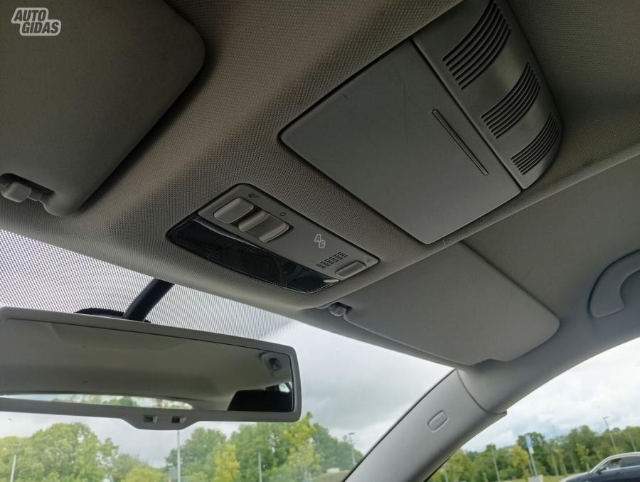 Skoda Octavia 2013 in Vilnius, with an engine capacity of 1.60 L and mileage of 276 thousand km for 3900 €, photo 32 on AUTOMOTO.COM.LV