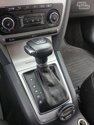 Skoda Octavia 2013 Viļņa, ar dzinēja tilpumu 1.60 L un nobraukumu 286 tūkst. km par 3700 €, foto 24 vietnē AUTOMOTO.COM.LV