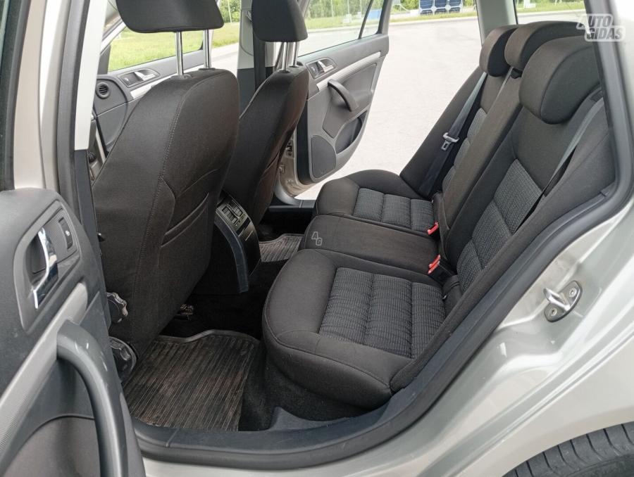 Skoda Octavia 2013 Viļņa, ar dzinēja tilpumu 1.60 L un nobraukumu 286 tūkst. km par 3700 €, foto 26 vietnē AUTOMOTO.COM.LV